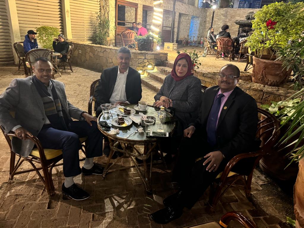 Sudán, presentado por la profesora Asmaa Al-Husseini y el profesor ...